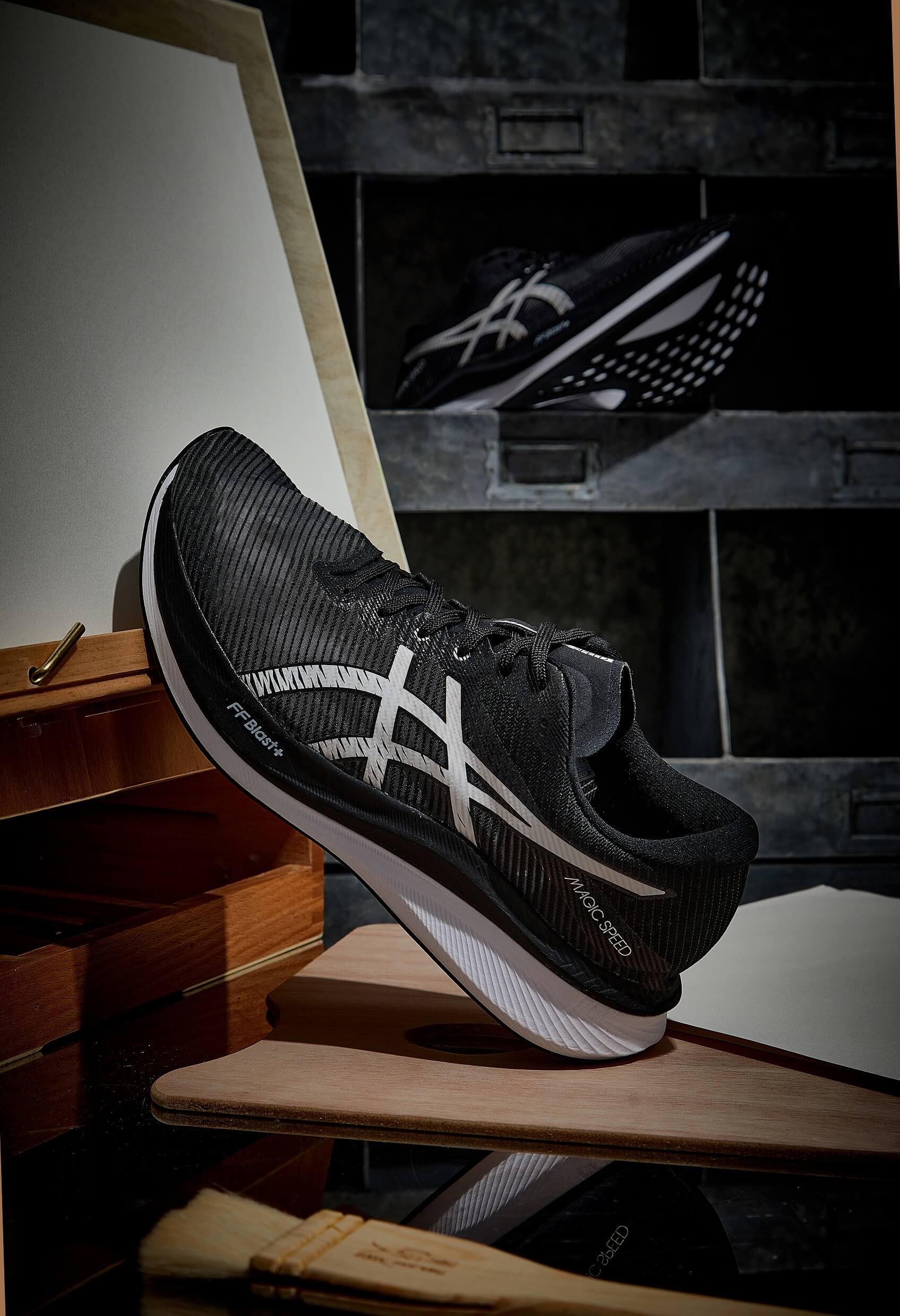 ASICS 用料不手軟 / 看 MAGIC SPEED 3 如何做出有感進化 - KENLU.net