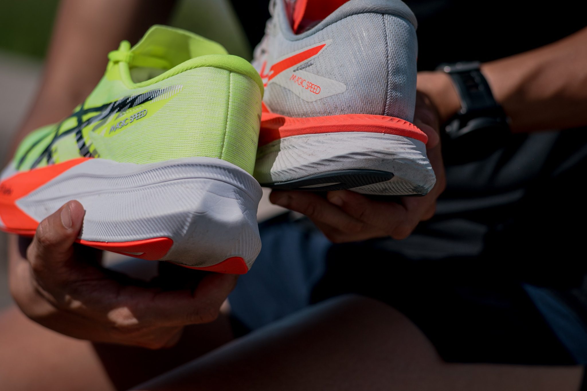 勘履鞋評 / 系列愛用者實測 MAGIC SPEED 4 有感！看 ASICS 如何把「訓練用跑鞋」升到另一檔次 - KENLU.net